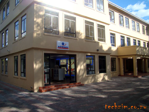 Econet Starts Selling Android Smartphones - Techzim