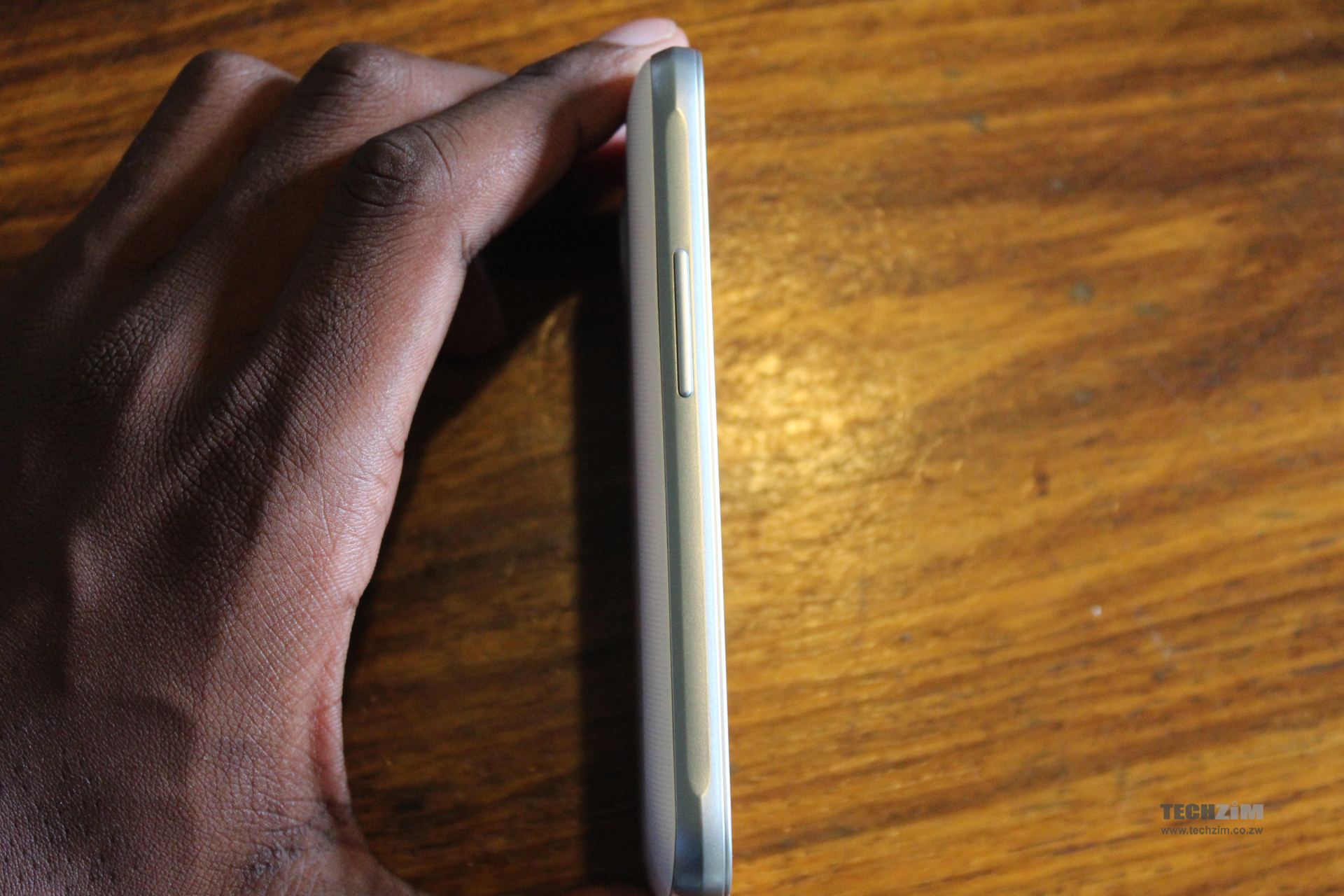 Samsung Galaxy J1 Mini Prime Review. As good as entry level smartphones ...