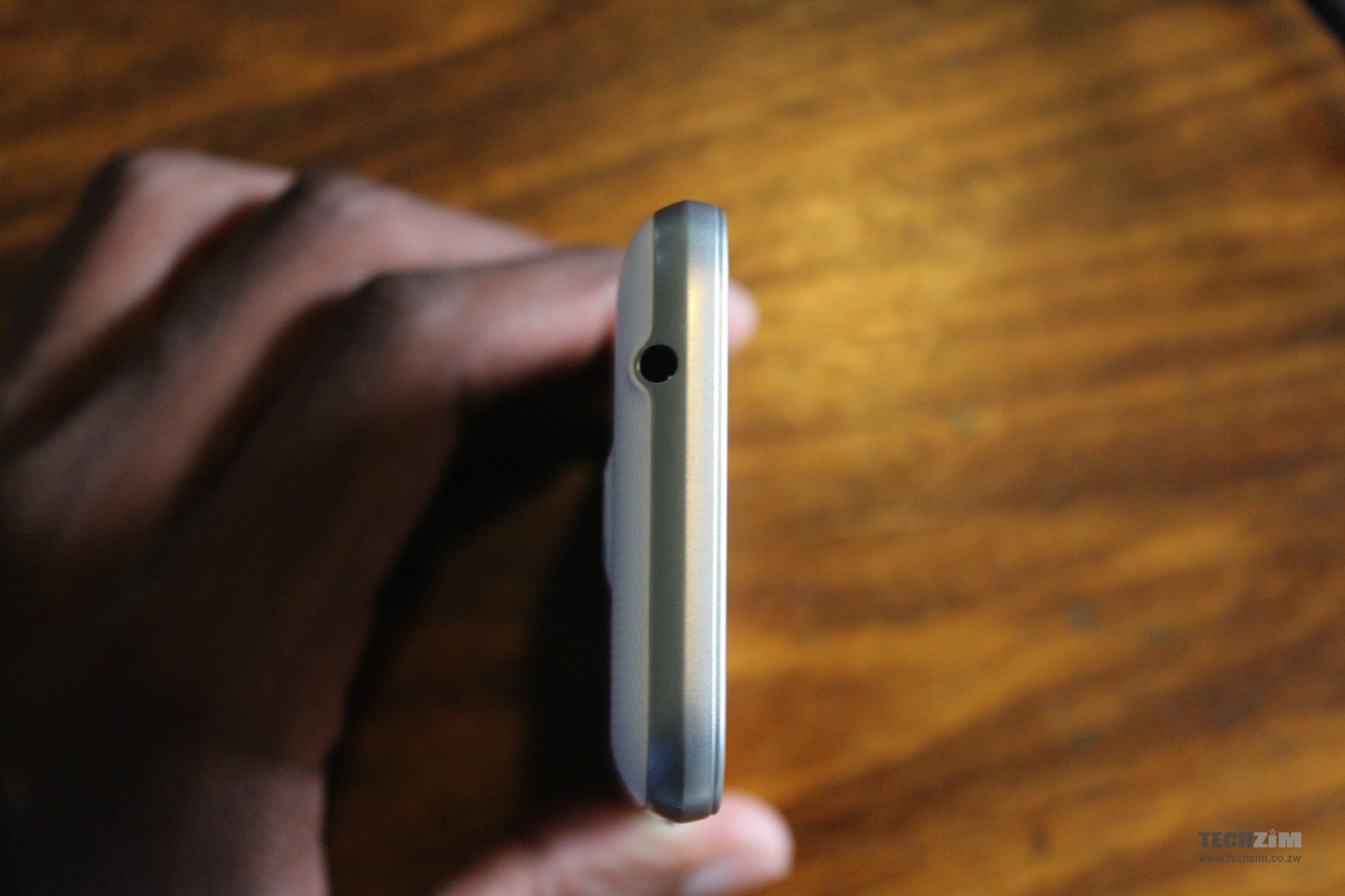 Samsung Galaxy J1 Mini Prime Review. As good as entry level smartphones ...