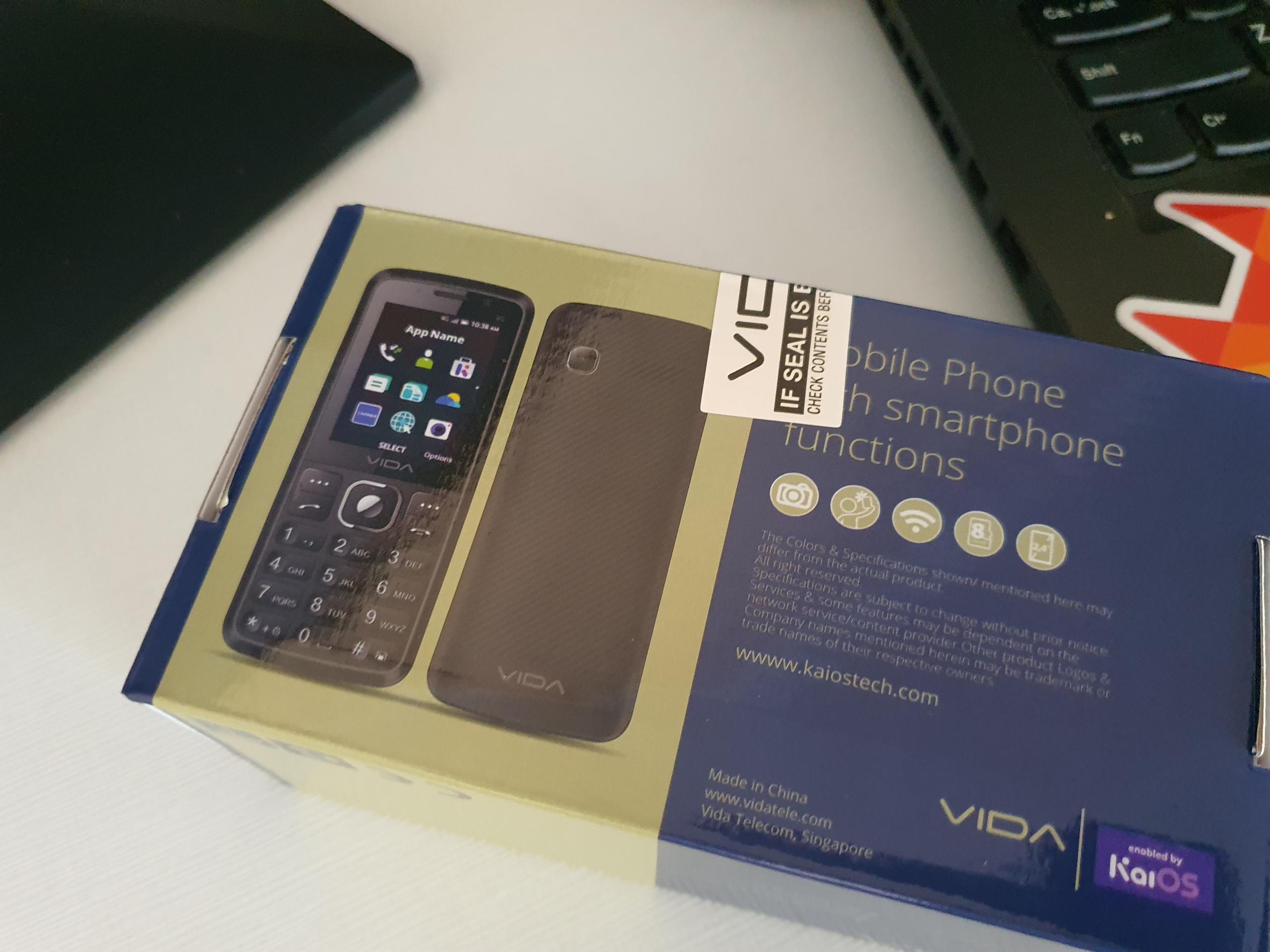 Pictures: Econet Smart KaMbudzi feature phone unboxing - Techzim