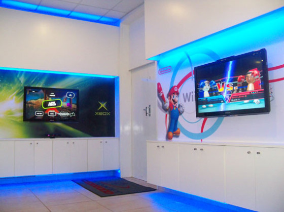 Econet's new concept cyber cafe (pictures) - Techzim